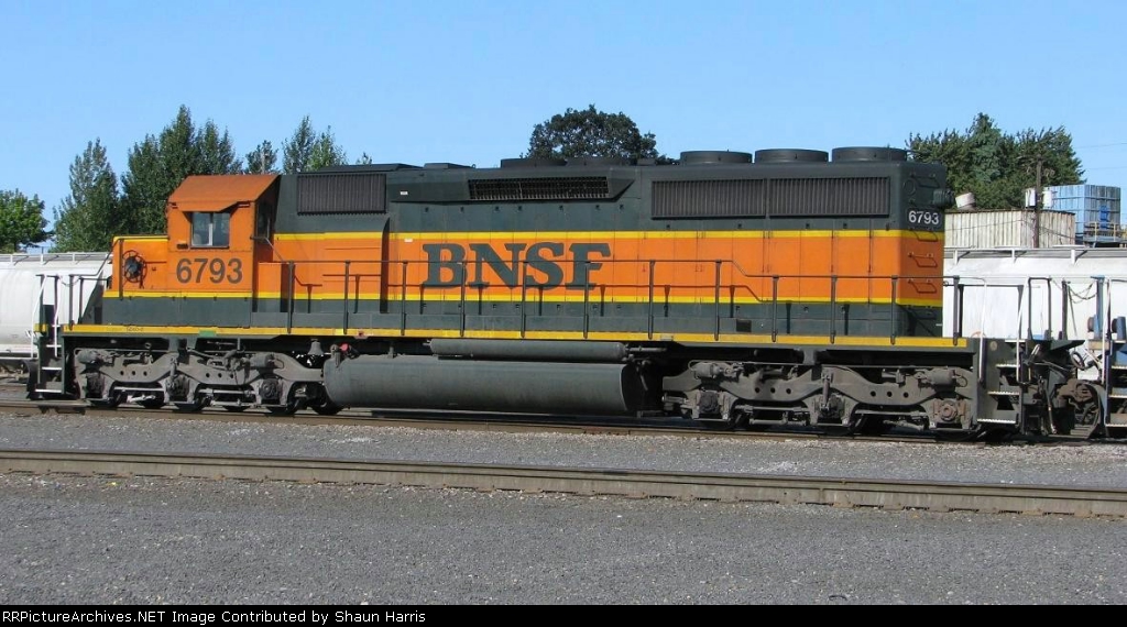 BNSF6793 SD40-2